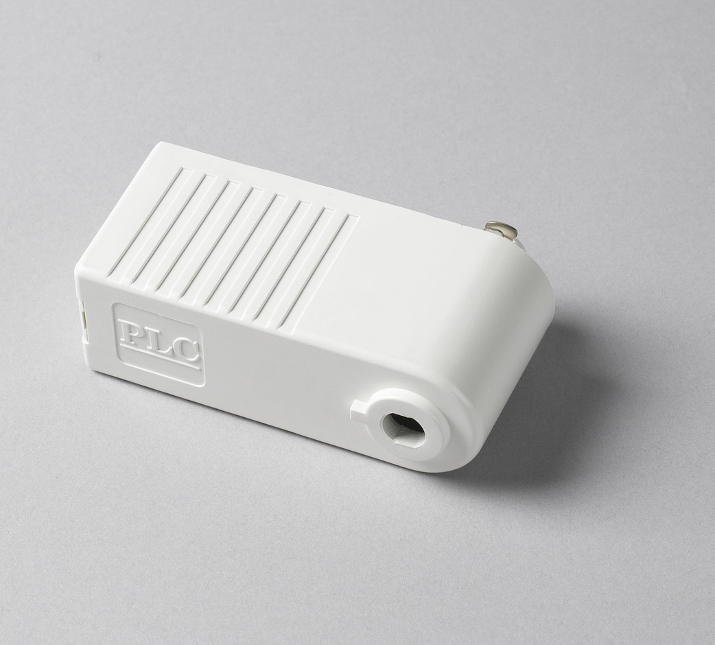 PLC Lighting TR154 WH Track Lighting One-Circuit Accessories